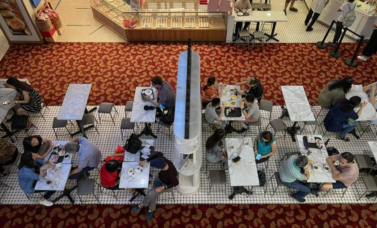 More dining out, but customer satisfaction dips: Survey | SMU Newsroom